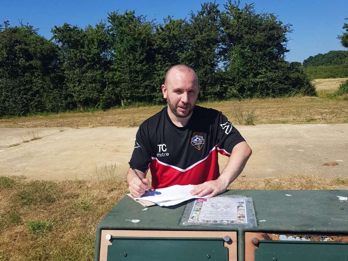 Transfer News – Tony Cook Extends Contract – South Coast Athletico